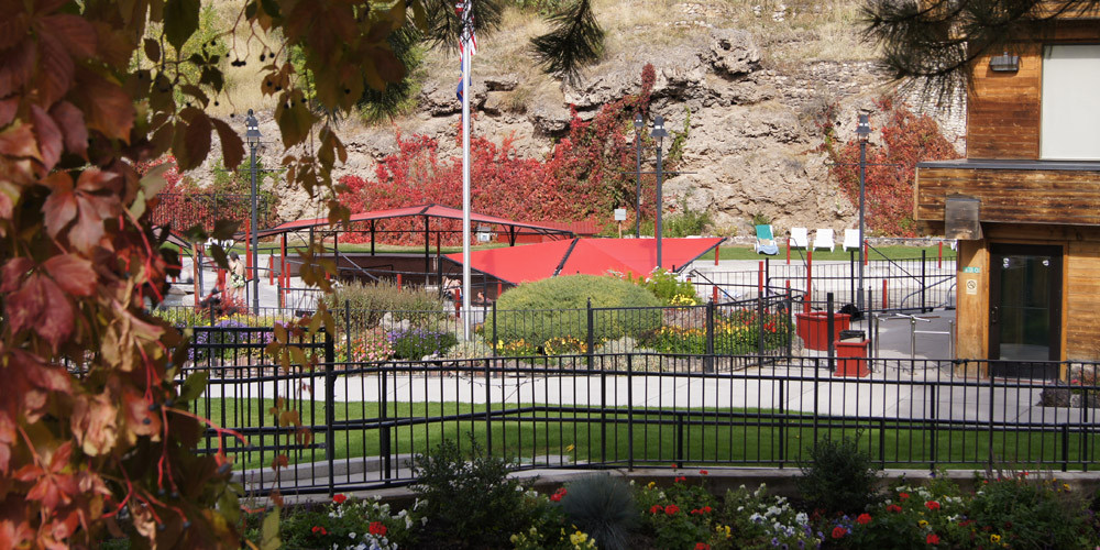 hot-pools-date-night - Lava Hot Springs